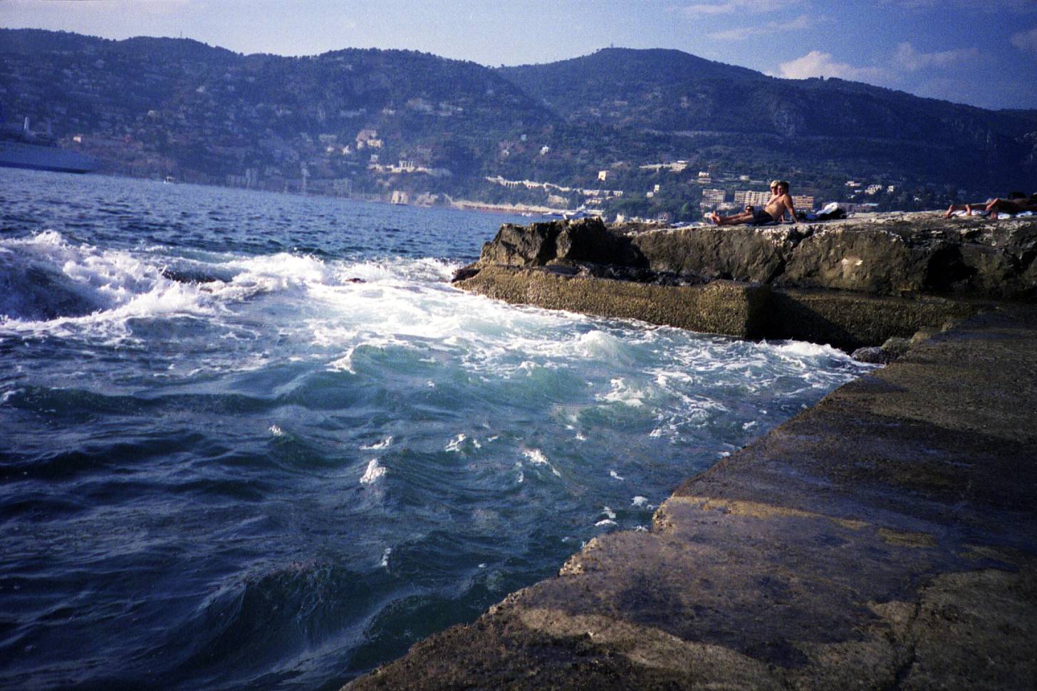 Fuji Press (35mm, 800 iso) user-review · Lomography