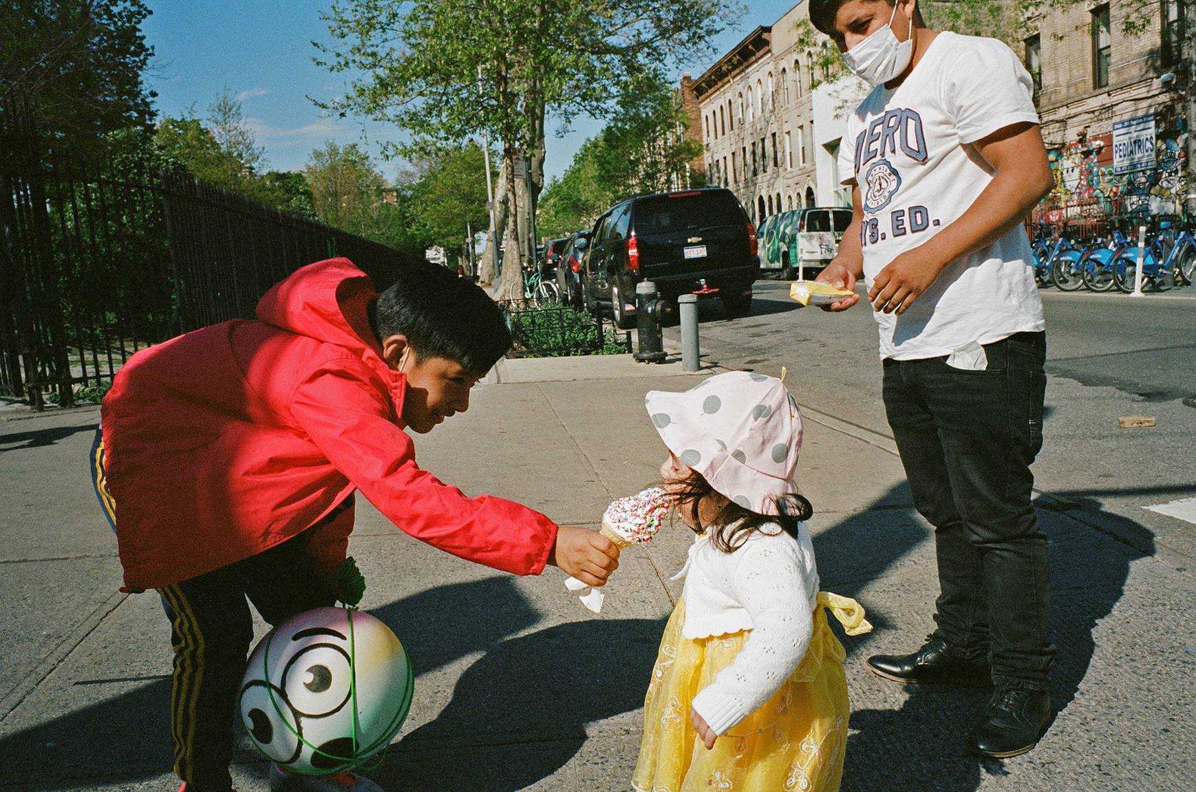 Dane Manary on Capturing the Transcience of Life · Lomography