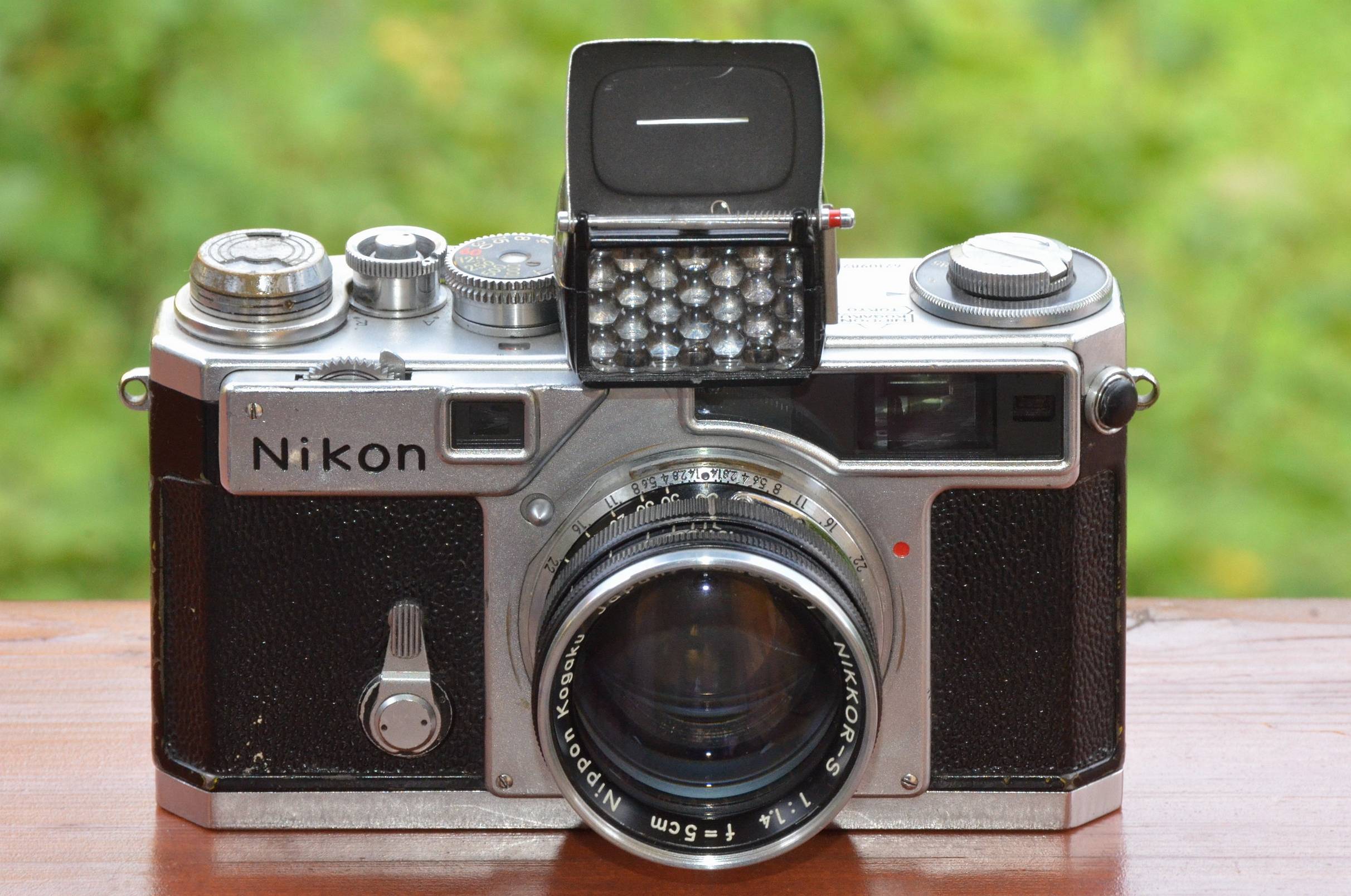Lomopedia: Nikon SP · Lomography