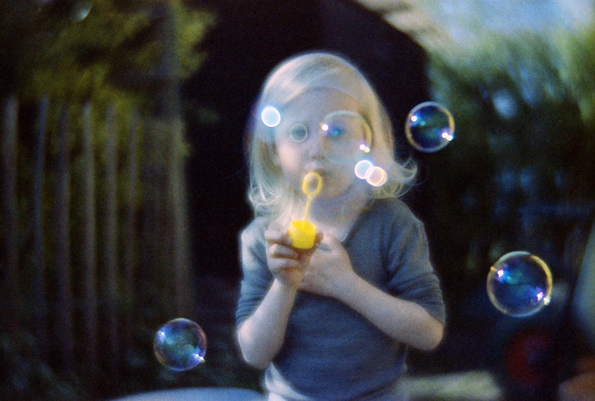 Bubbles everywhere — seegers · Lomography