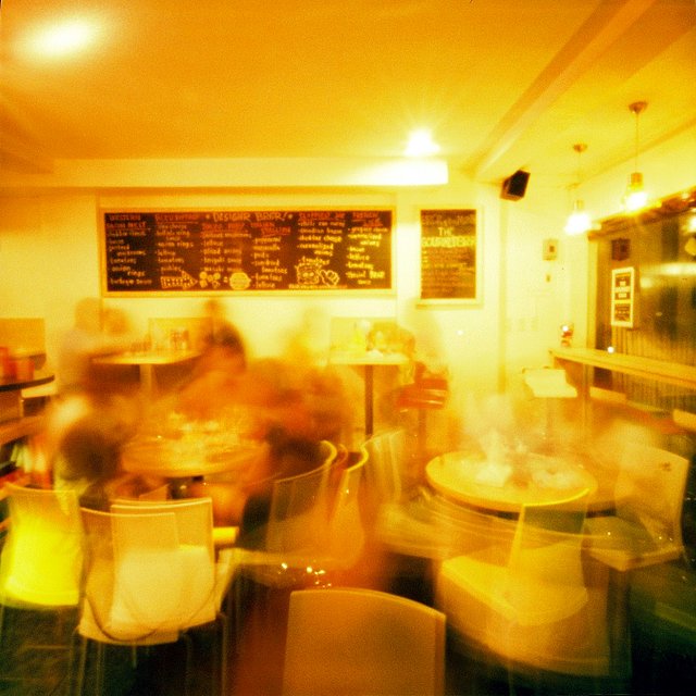 Staff Review: Diana Multi-Pinhole Operator · Lomography