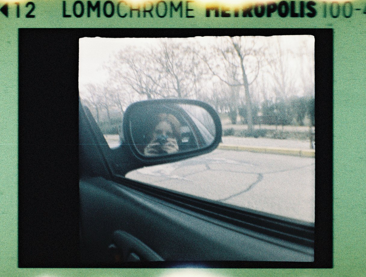 【Diana Baby 110 菲林相機】西班牙攝影師 Carla Dief 110 相機初體驗 · Lomography