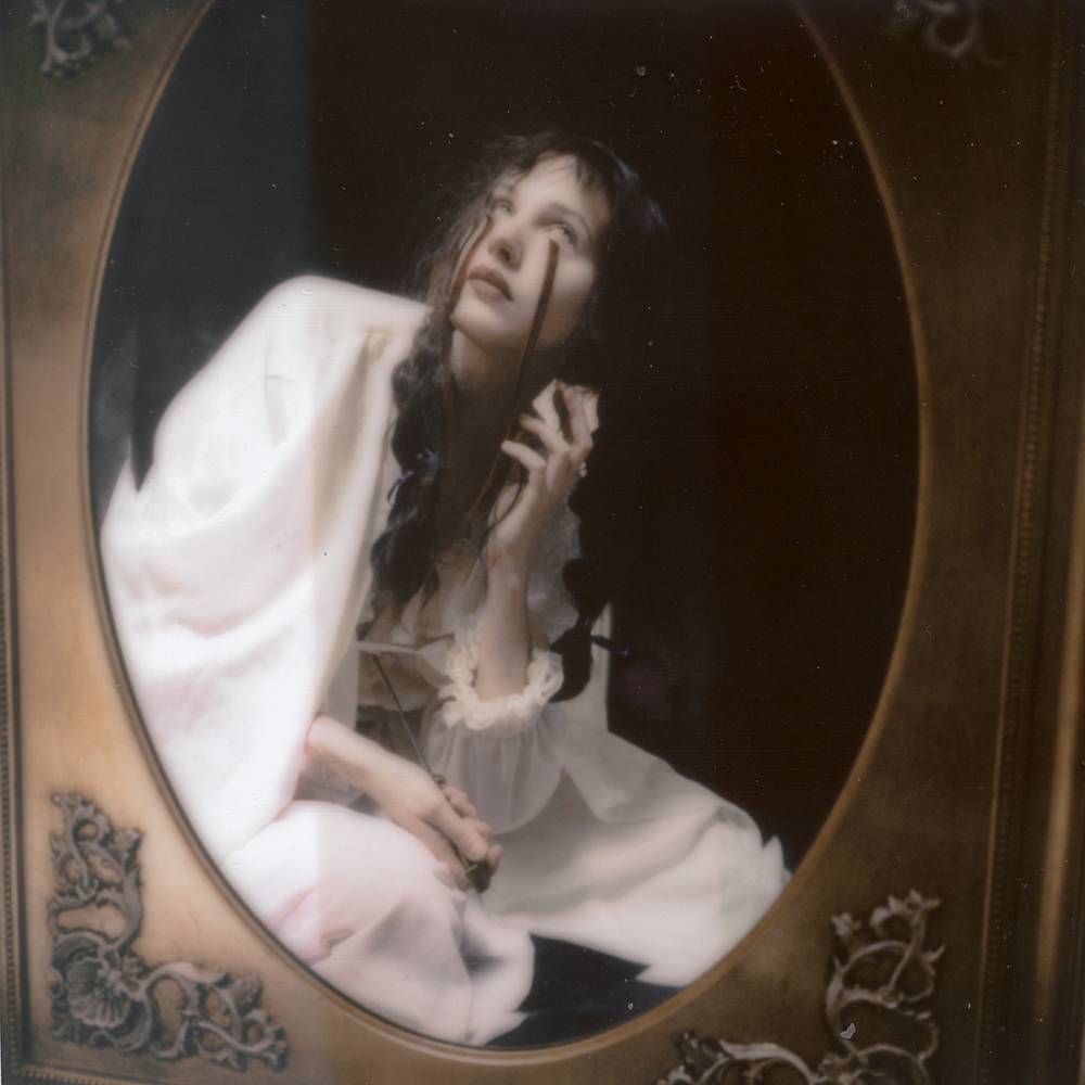 How to focus the camera when taking self portraits on · Lomography