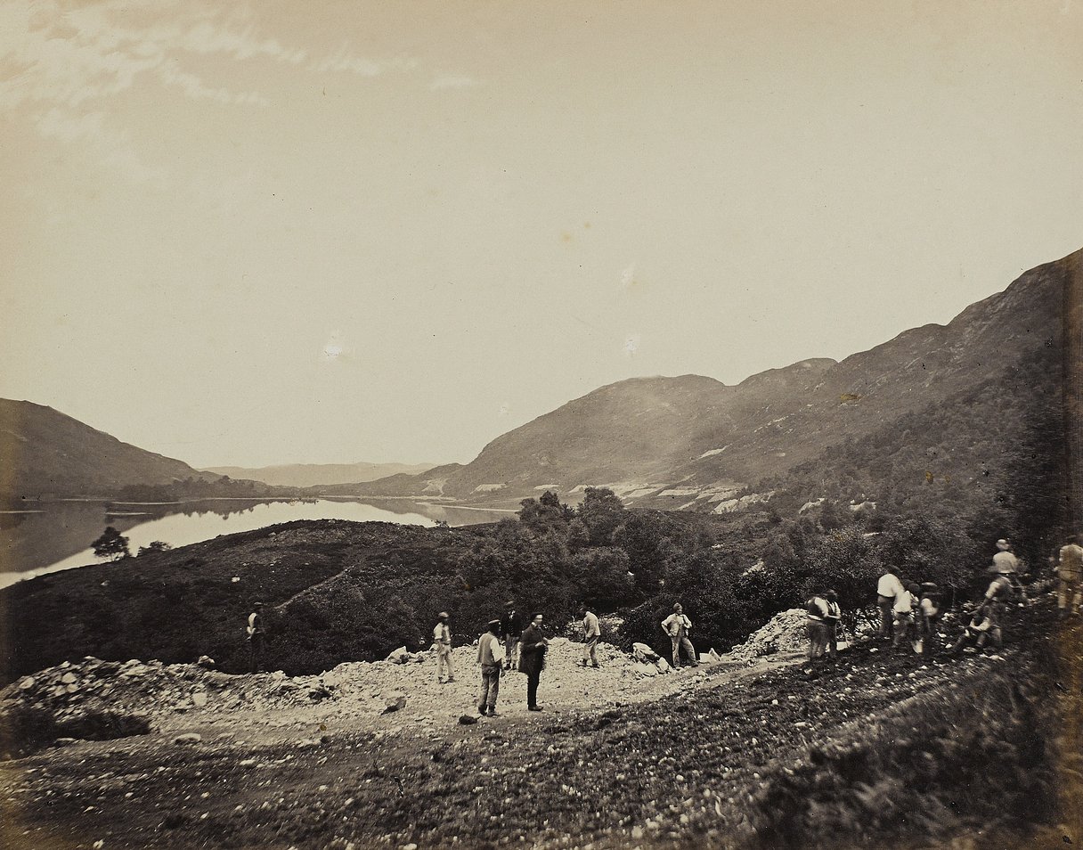 Thomas Annan: Glasgow's Leading Photographer · Lomography