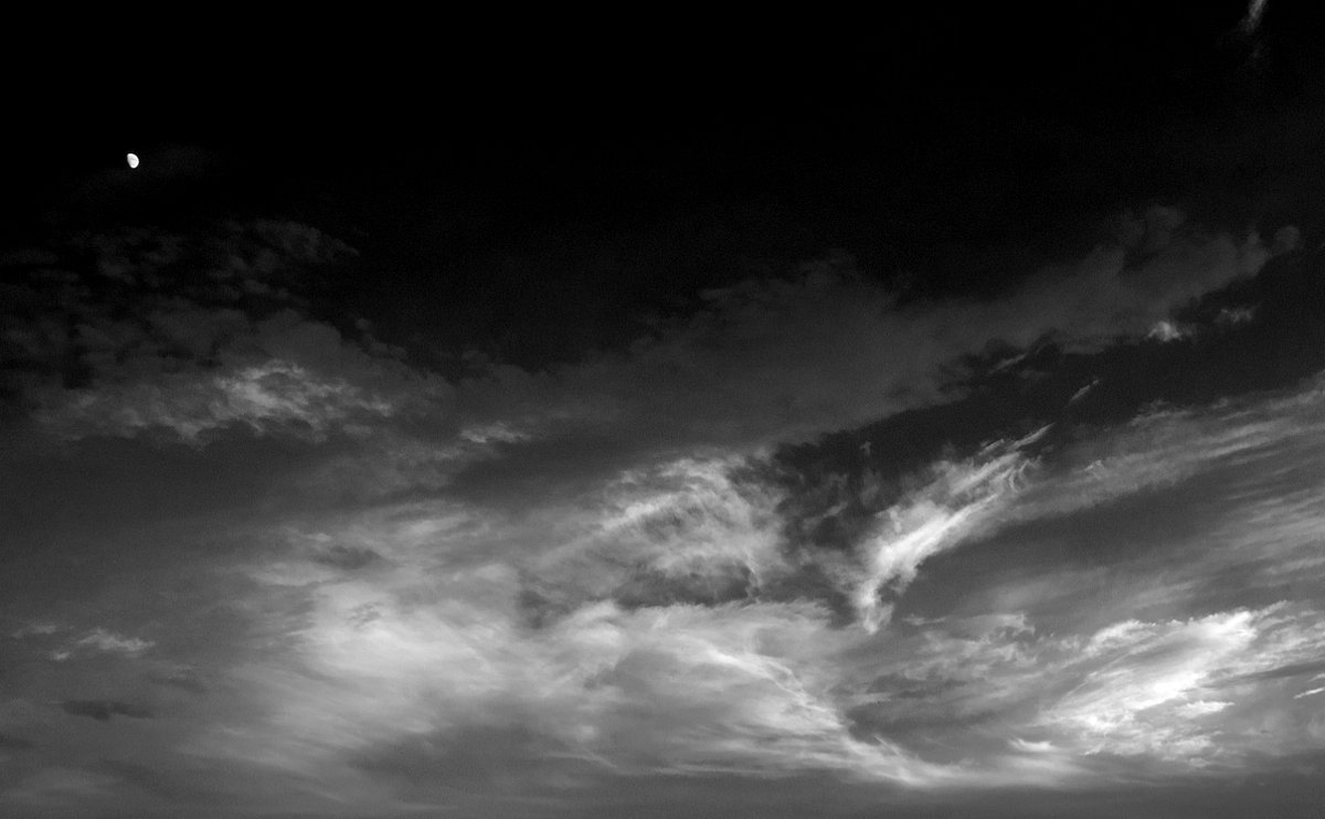 Sky in BW — faisrush · Lomography
