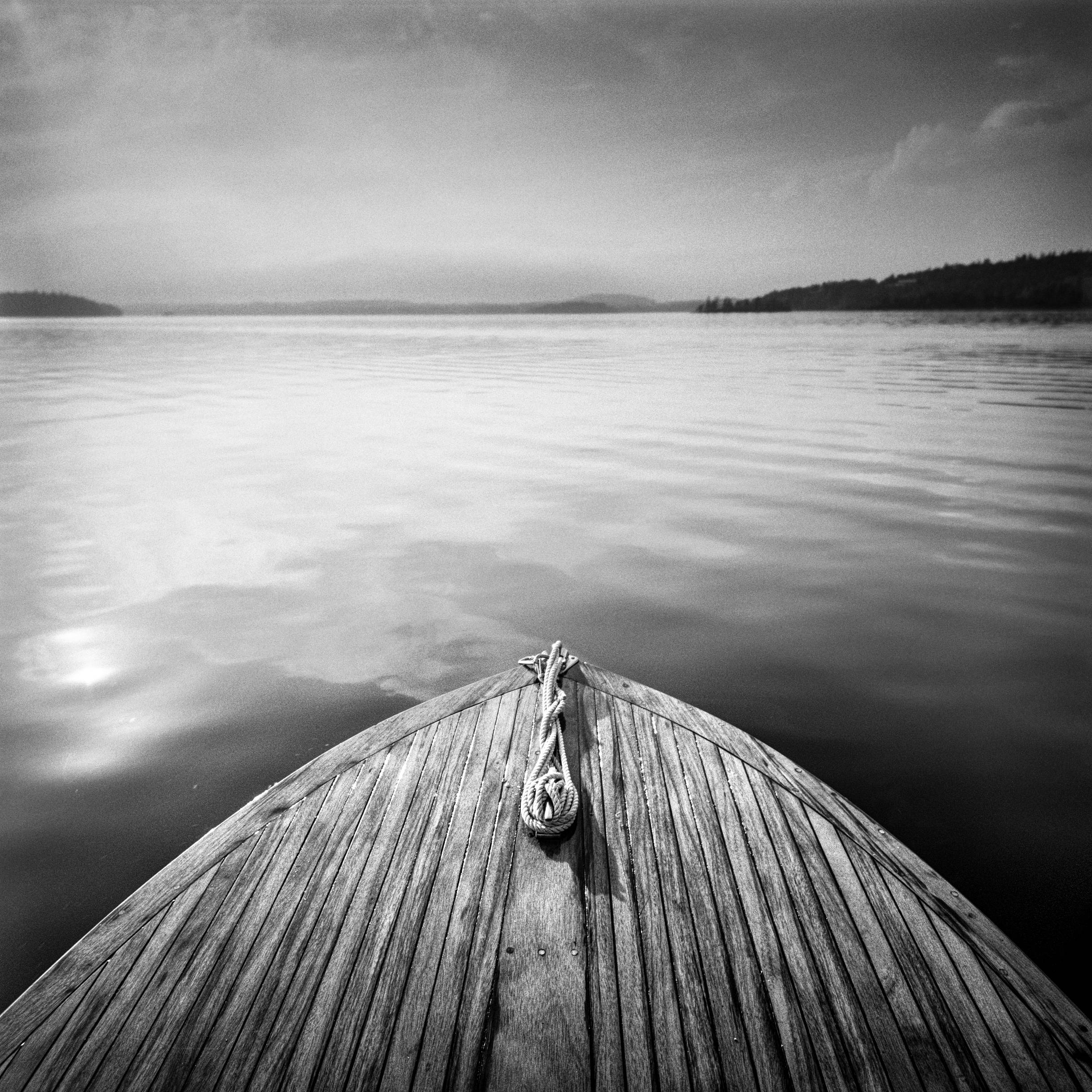 아리 야크시:: 핀란드 사진작가의 흑백 사진과 공간 이야기 · Lomography