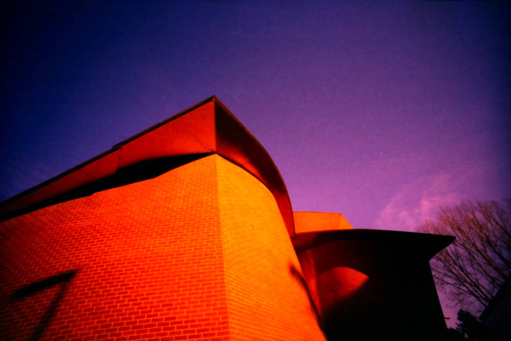 Pushing, Pulling, Cross-Processing – What? · Lomography