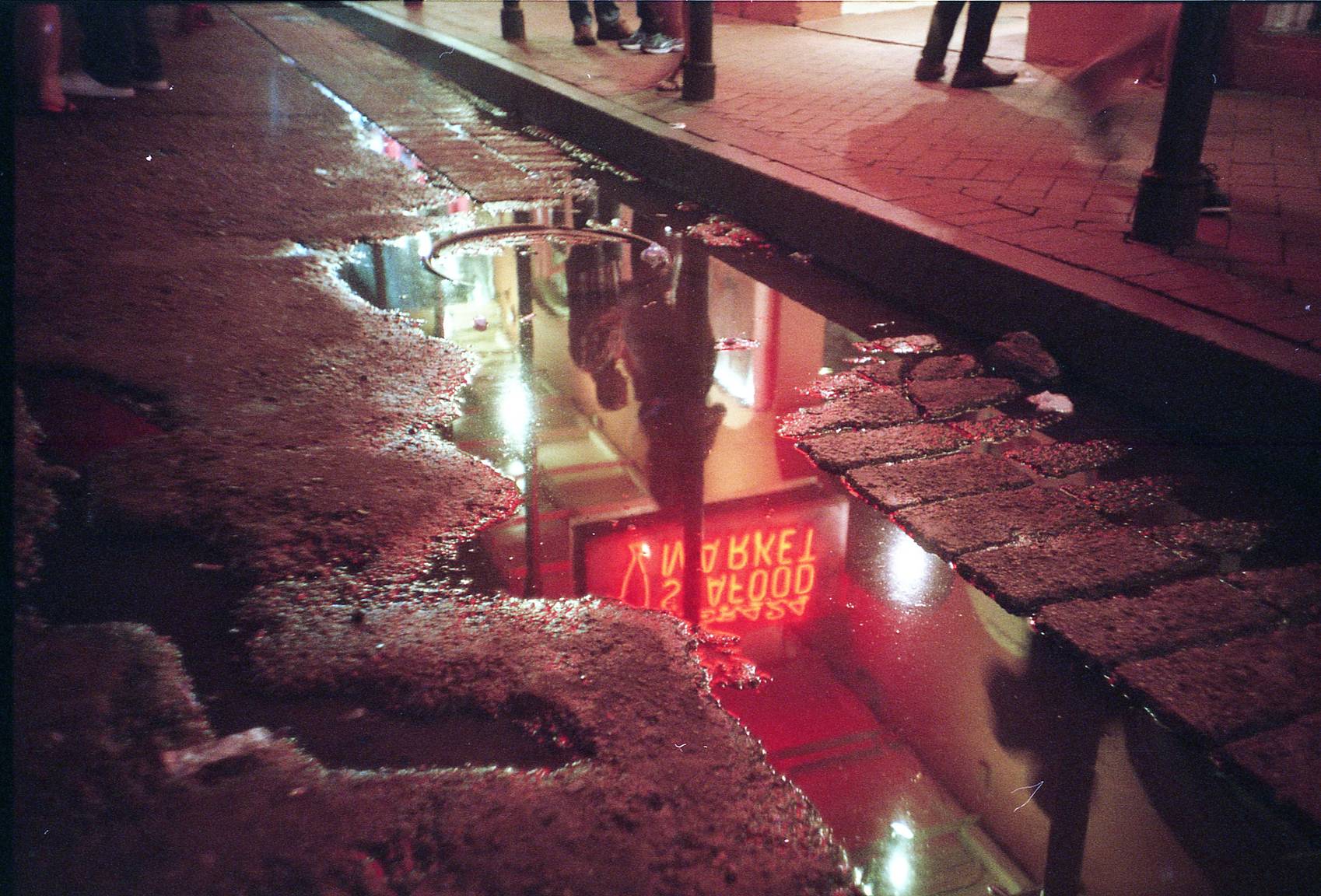 TEN AND ONE Annual Lomography Photo Awards 2017: Urban · Lomography