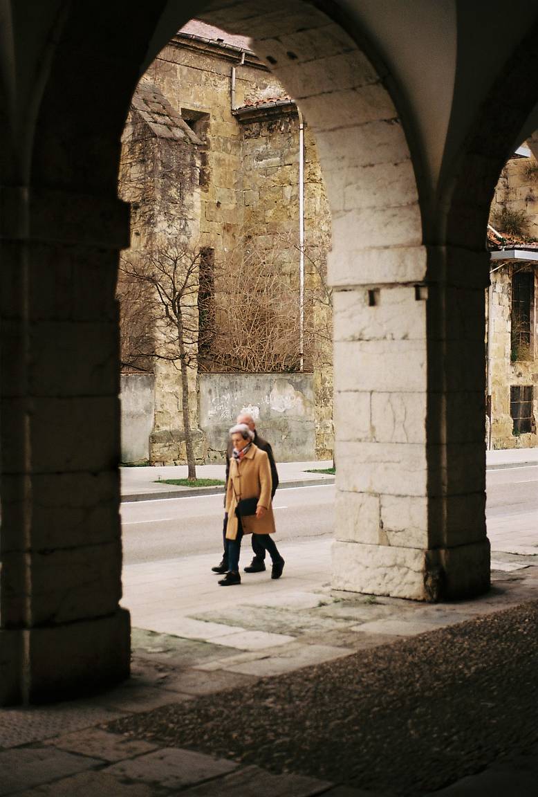 10 Tips for Better Street Photography on Film · Lomography