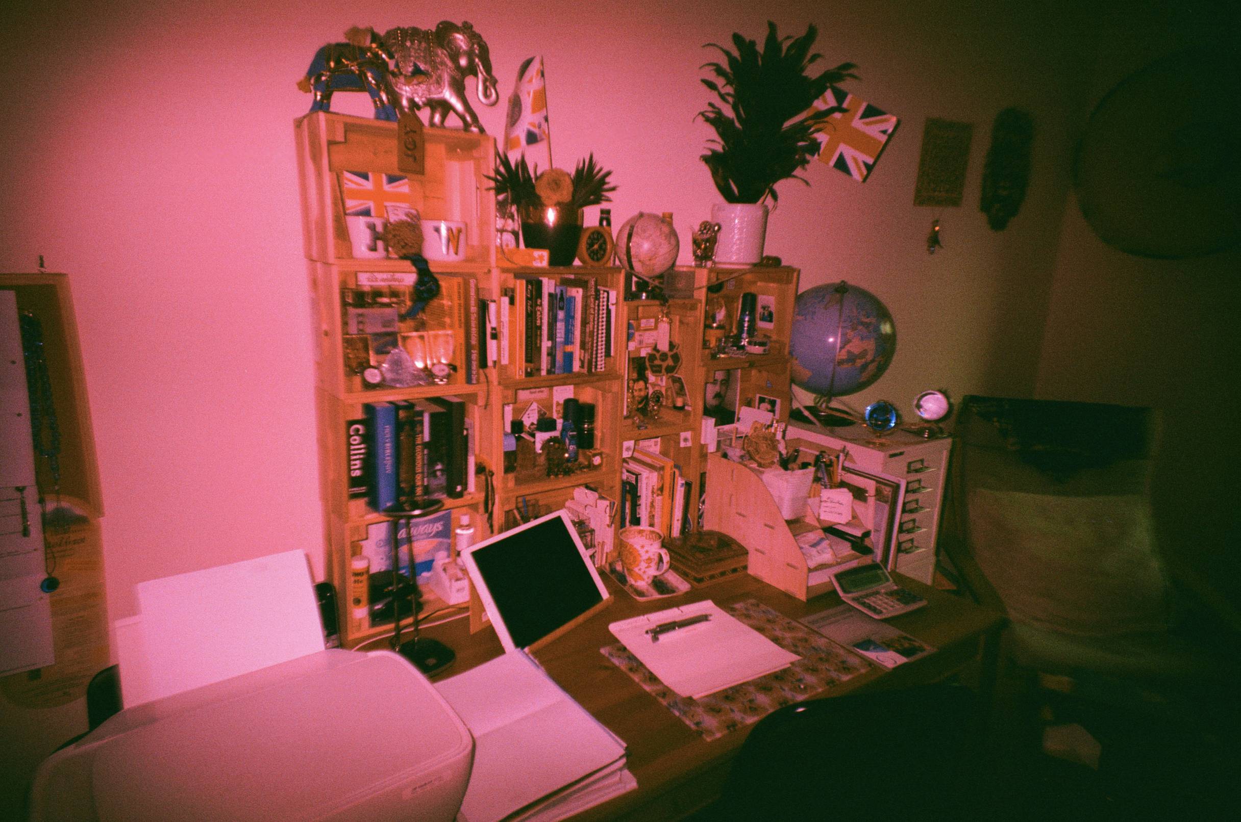 Community Gallery: The Beautiful Mess of Desks on Film · Lomography