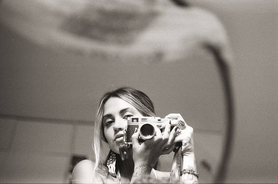 Mirror Self-Portraits I Wish I Took (Plus Some Tips) · Lomography