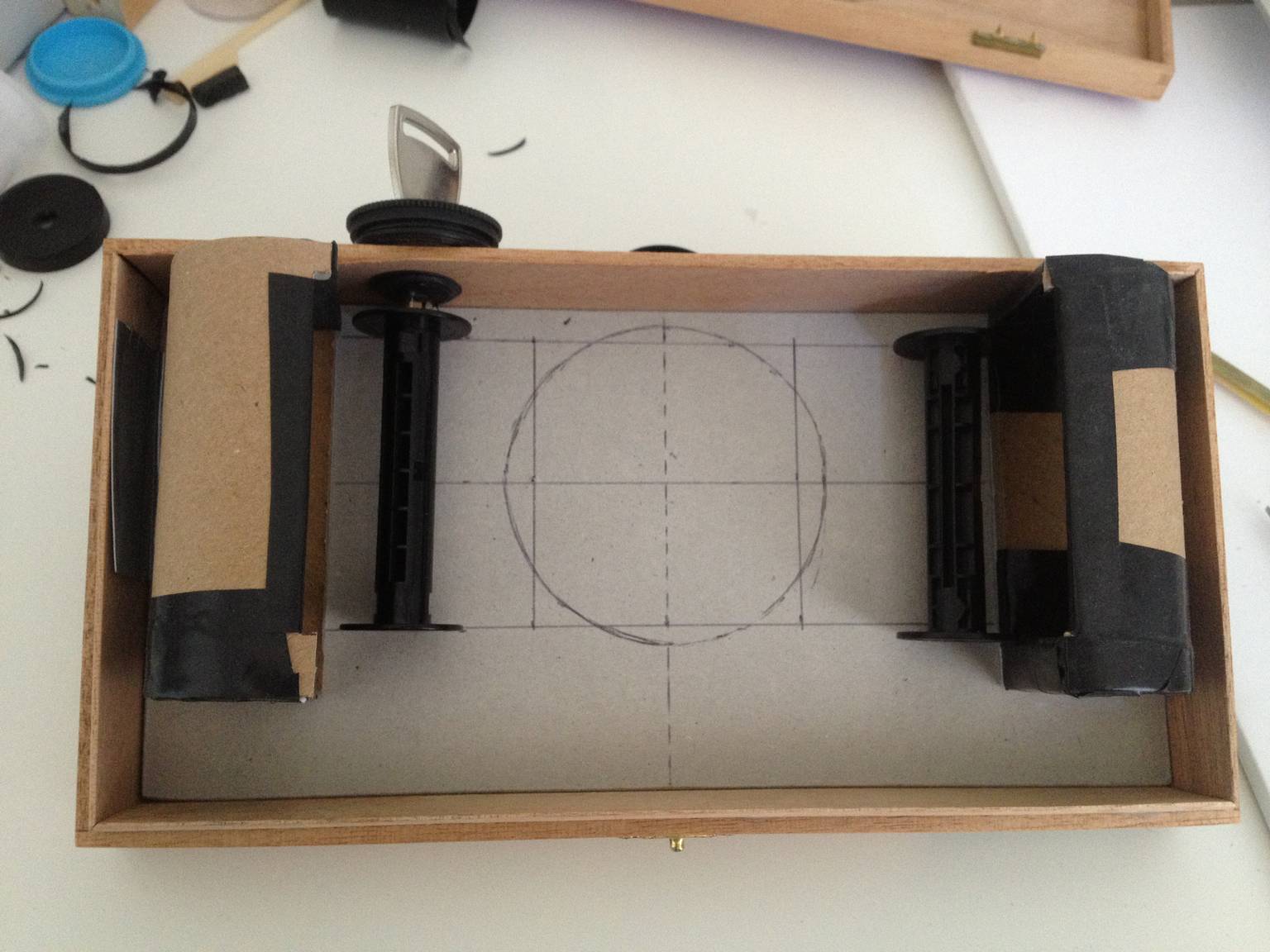 Pinhole Photography: Medium Format Cigar Box Pinhole · Lomography