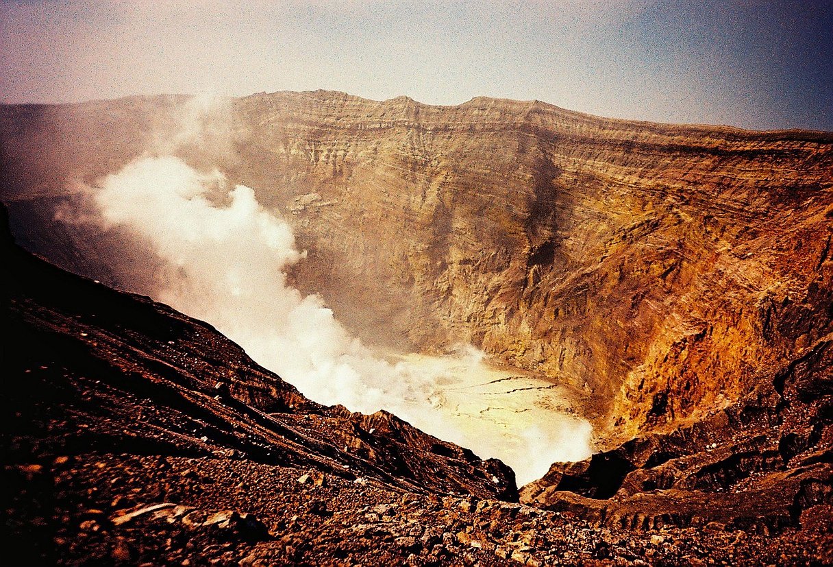 Community Gallery: The Magnificence of Volcanoes on Film · Lomography