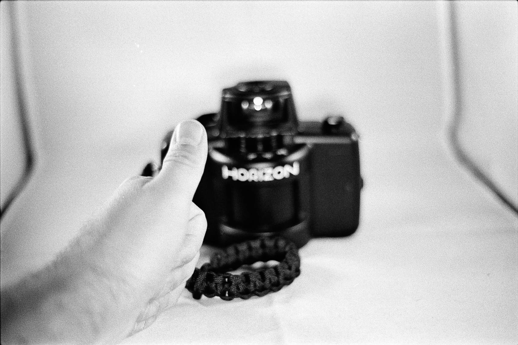 Make Loading Your Horizon Camera Much Easier with This · Lomography